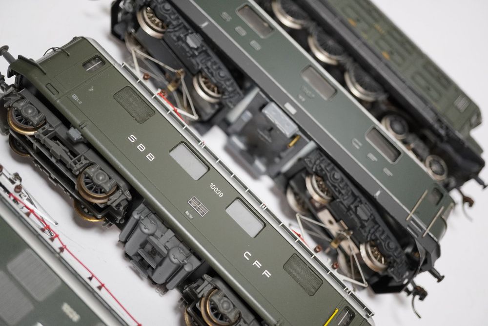 8¡ 1x Ae 3/6 | 1x Re 4/4II | 2x Re 4/4 I | Kadeepupplung (Gebraucht) in ...