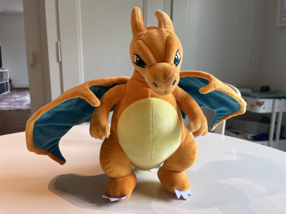 Charizard Plüsch Drache - Pokémon (Gebraucht) in Bern für CHF 6 – mit ...
