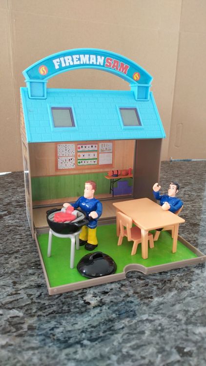 Feuerwehrmann Sam, Haus (Gebraucht) in Weiach für CHF 5.6 – mit ...