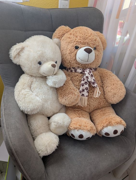 2 grosse Teddy (cm 73 und cm 66 ca) (Gebraucht) in Cugnasco für CHF 35 ...