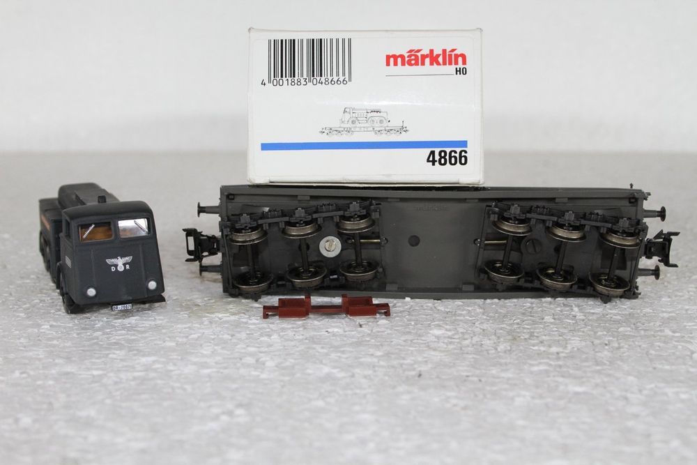 Märklin 4866 Güterwagen Schwerlastwagen mit LKW Kaelble DR | Kaufen auf ...