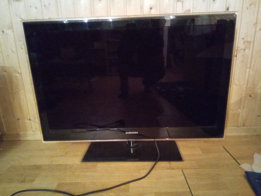 TV Samsung UE40B7020WW, sans/ohne câble HDMI et telecommande (Gebraucht ...