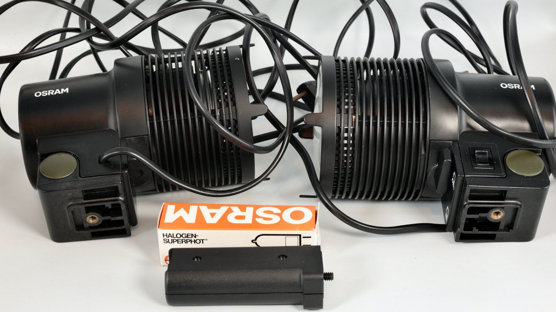 2 x lampe 1000W Osram SLG 1000 + VIDEO 1001 (D'occasion) à Biel-Bienne ...