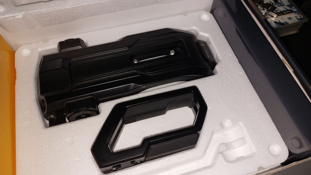 Blackmagic Design Shoulder Kit im OVP (Gebraucht) in Rheineck für CHF ...