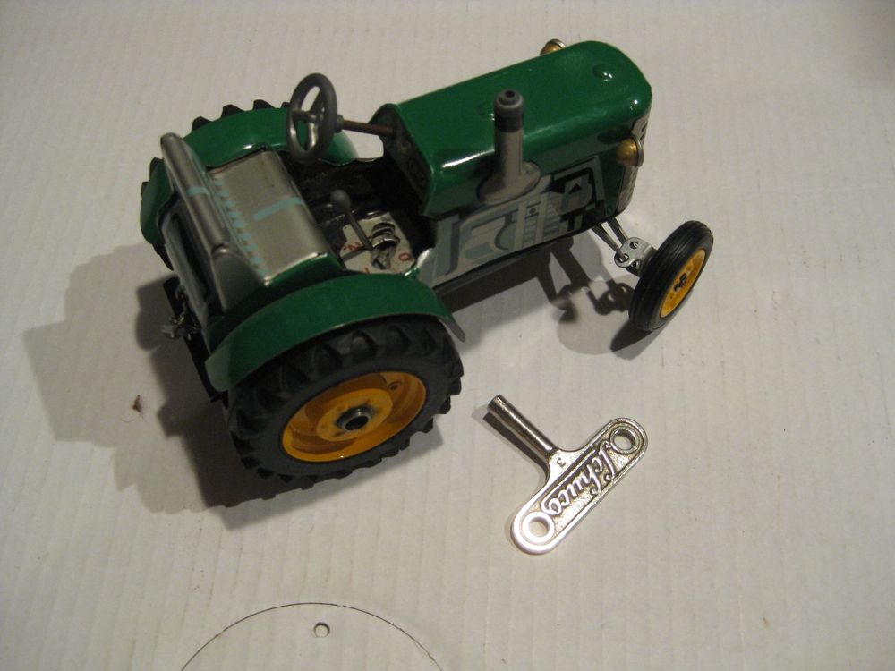 Traktor / Blechspielzeug (Gebraucht) in Rüti ZH für CHF 50 – mit ...