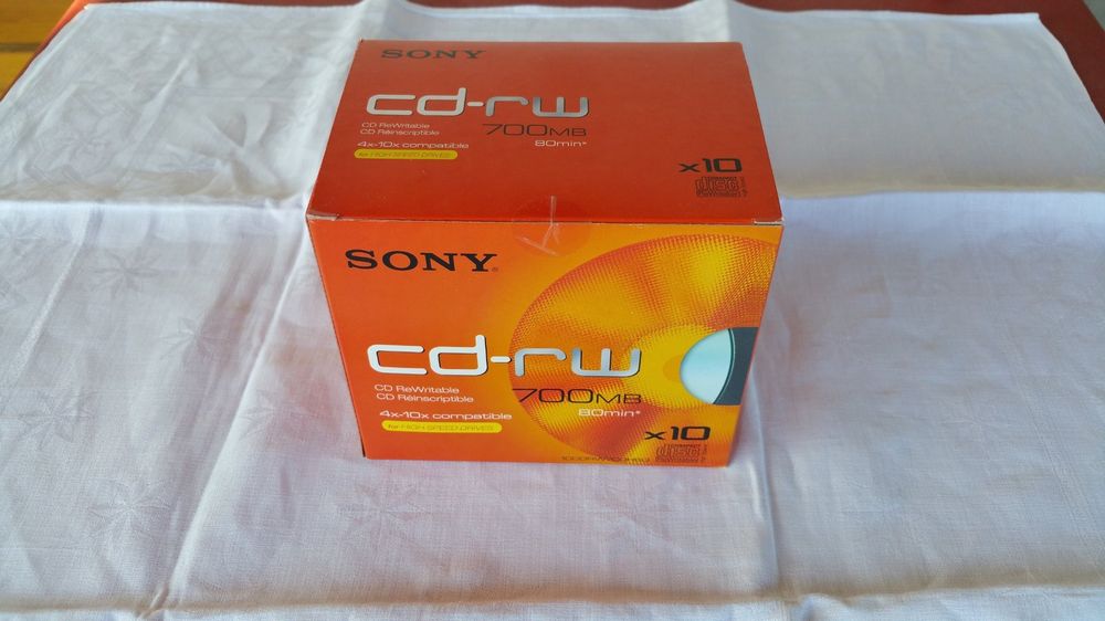 Sony CD RW 700MB (Neu und originalverpackt) in Bäretswil für CHF 4.9 ...
