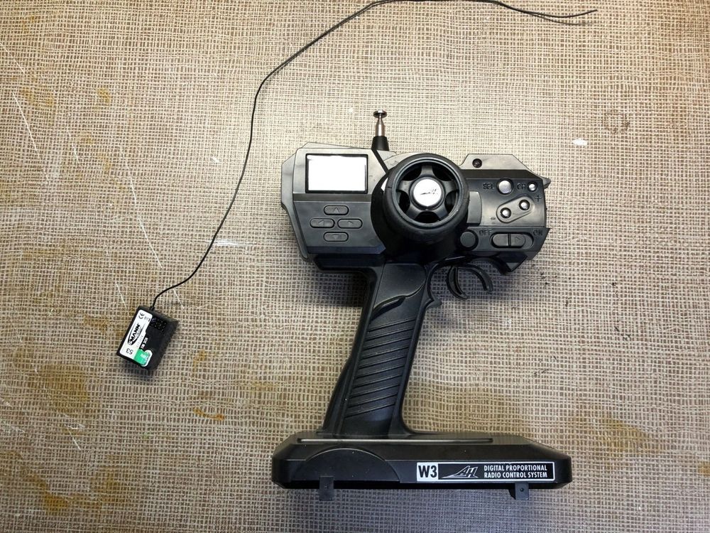 RC Fernsteuerung FM40MHz (Gebraucht) in Gossau ZH für CHF 20 – mit ...