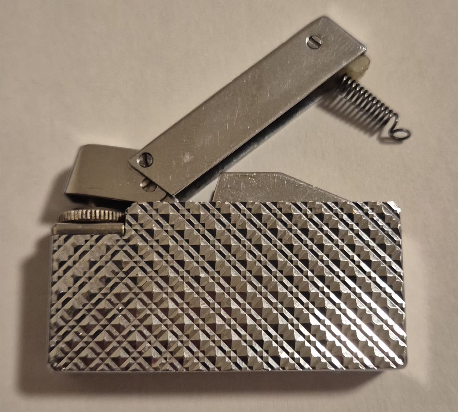 Diplomat Briquet (Défectueux) à Genève pour CHF 15 – avec livraison ...