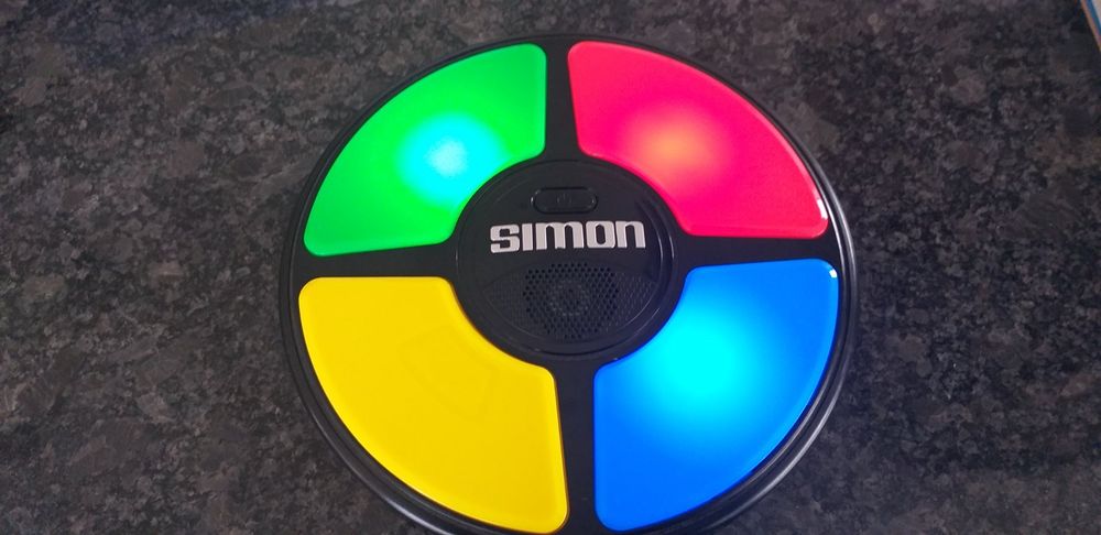 Gaming-Console - "Simon" Memory-Spiel von Hasbro Gaming (Gebraucht) in ...