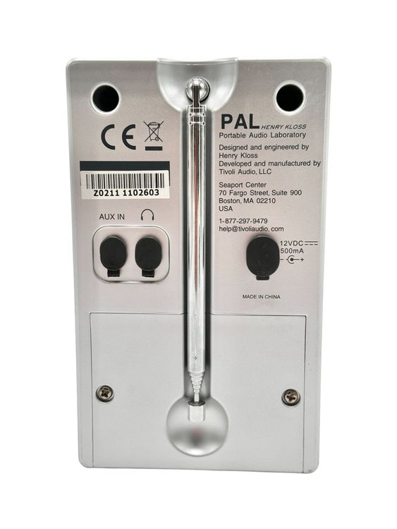 TIVOLI Audio iPAL Radio portable AM/FM Henry Kloss (Gebraucht) in ...