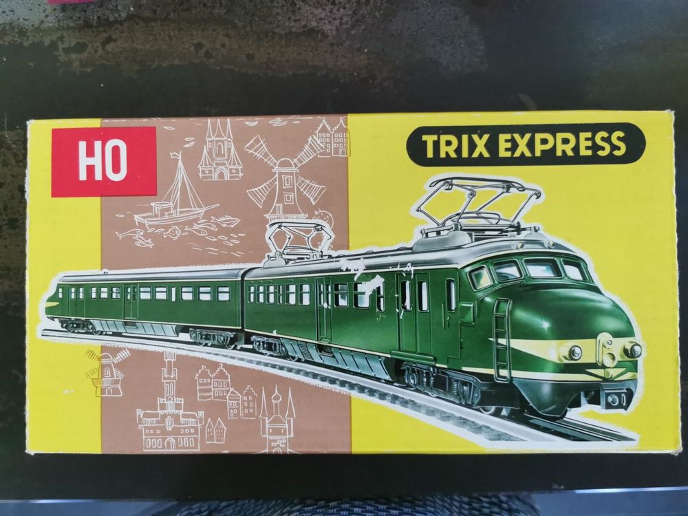TRIX EXPRESS 2281 Triebwagen (Gebraucht) in Berikon für CHF 257 – mit ...