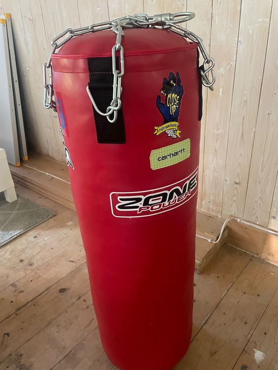 Roter Boxsack, praktisch neu | Kaufen auf Ricardo