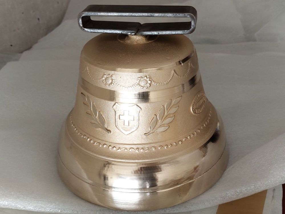 GLOCKE (Gebraucht) in Grüningen für CHF 89 – mit Lieferung auf Ricardo ...