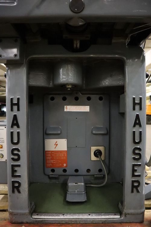 HAUSER OP2 Koordinatenbohrmaschine (Gebraucht) in für CHF 5800 – nur ...