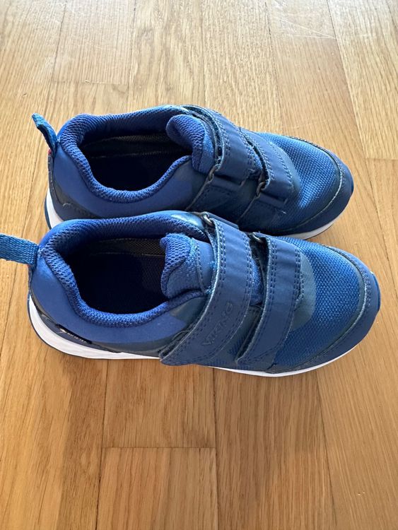 Viking Blue Goretex Sneakers 32, as New (Neu (gemäss Beschreibung)) in ...