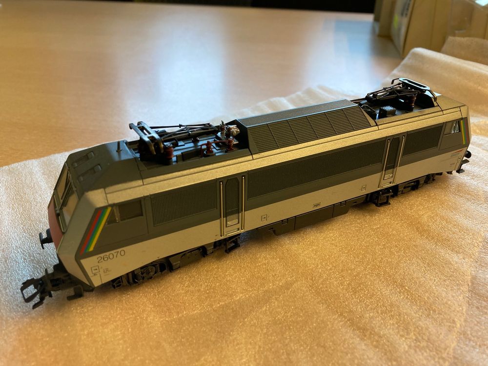 Märklin locomotive SNCF BB 26000 n.3364 digital en HO (Gebraucht) in Belfaux für CHF 100 – mit ...