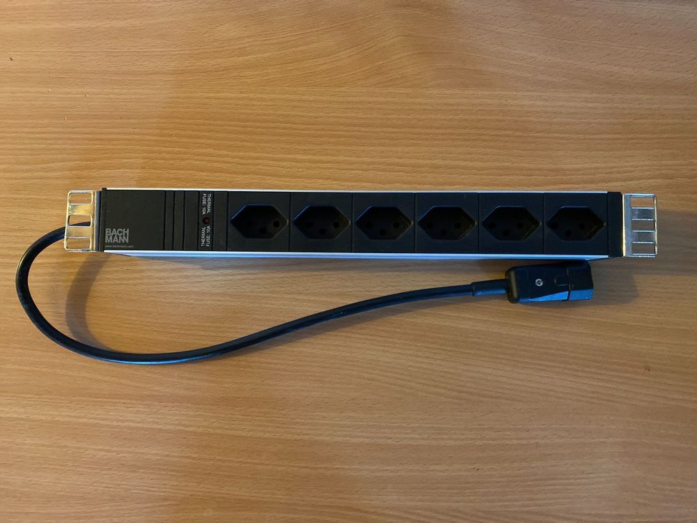 Stromleiste Bachmann 1HE 6 x 240V (Gebraucht) in Langenthal für CHF 27 – mit Lieferung auf ...