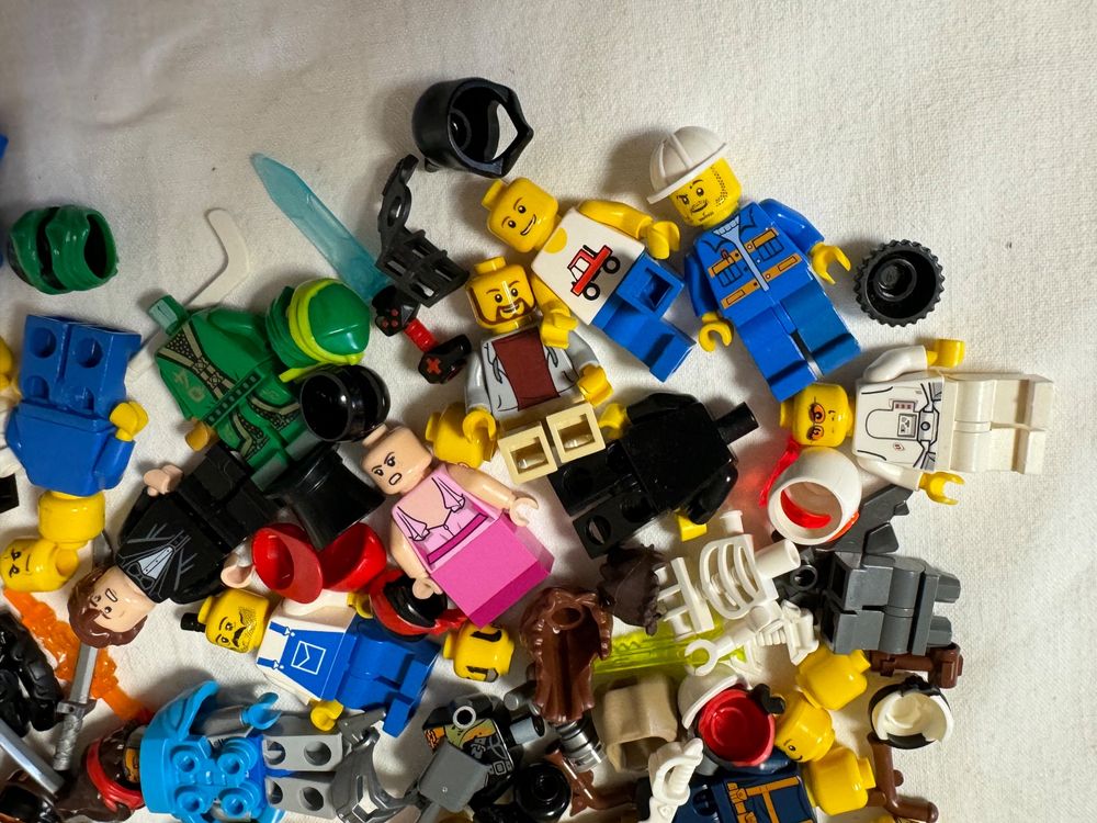 Lego Figuren/Teile Star Wars ninjago etc. (Gebraucht) in Reutlingen für ...