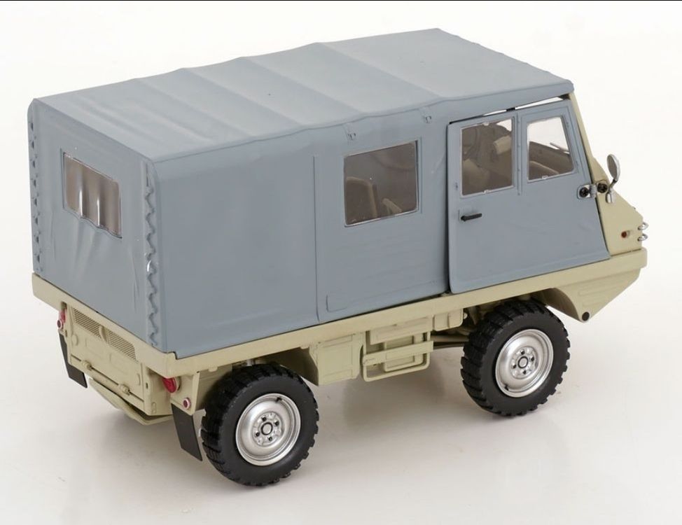 Steyr-Puch Haflinger 4x4 beige / grey 1:18 (Neu und originalverpackt ...