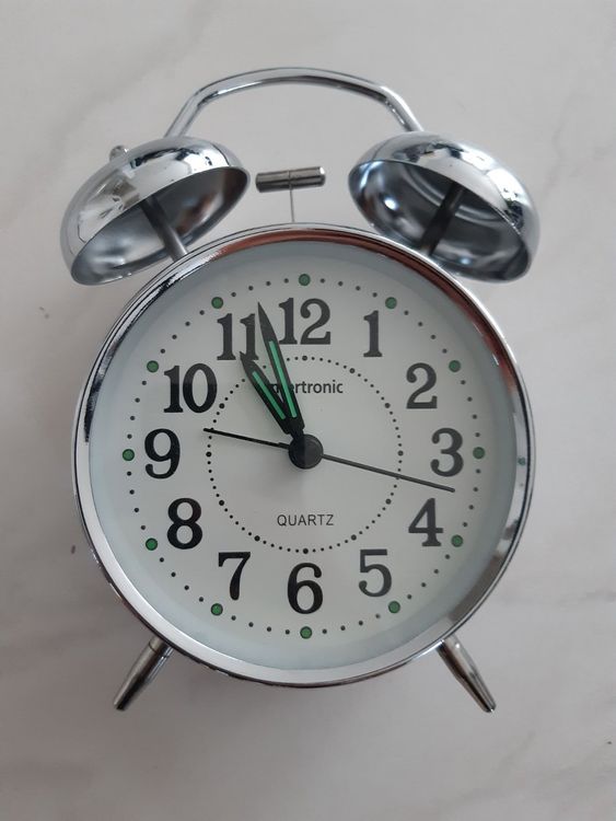 Intertronic Wecker - Quartz (Gebraucht) in Ehrendingen für CHF 3 – mit ...