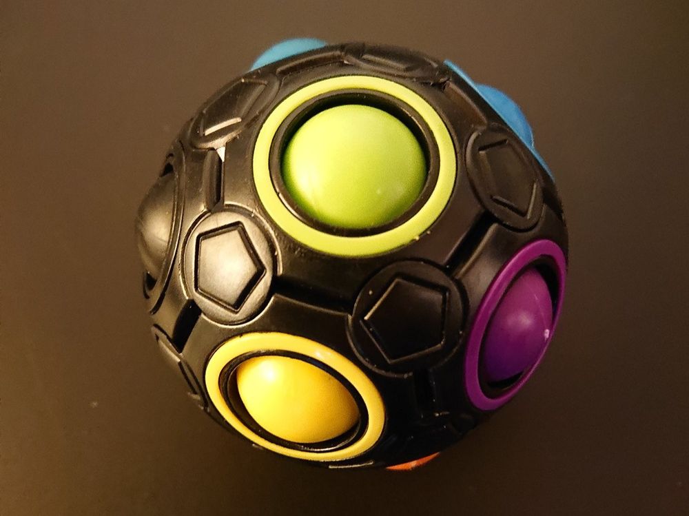 NEU - Logik Rätsel Beschäftigung Puzzle Zauber Magic Ball | Kaufen auf ...