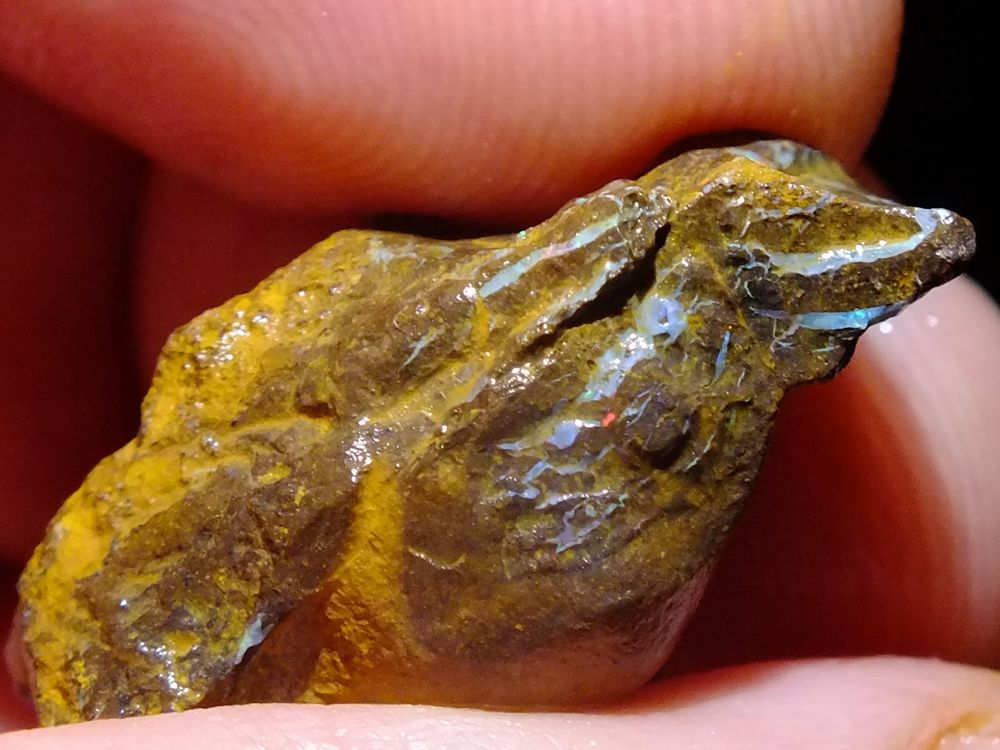 BOULDER ROH OPAL 28 Karat Gebot 1.- Elektrisch Rot Pin feuer (Neu und ...