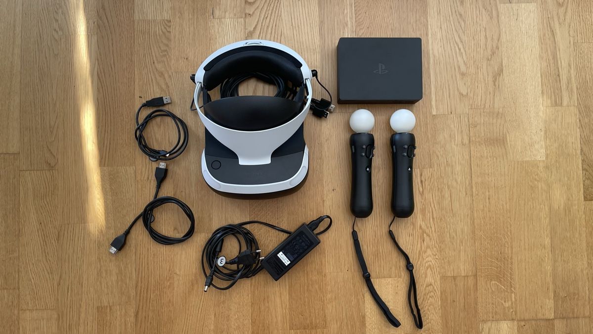 PS VR bundle - with two move controllers and ps4 Camera (Gebraucht) in ...