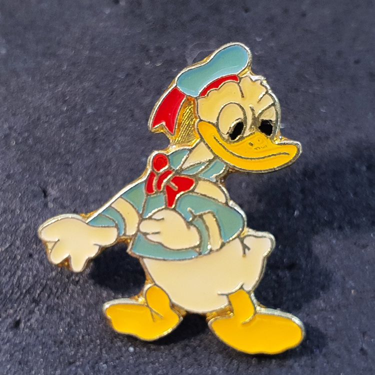 V803 - Pin Walt Disney - Donald Duck | Kaufen auf Ricardo