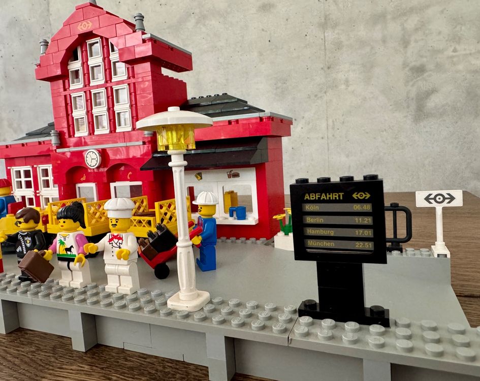Lego 2150 Train Station und 4539 Manual Level Crossing (Gebraucht) in ...