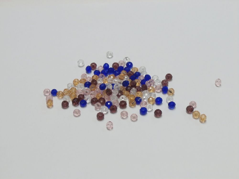 200 Kristallglas Perlen facettiert MIX (712) (Neu und originalverpackt) in Blatten-Naters für ...