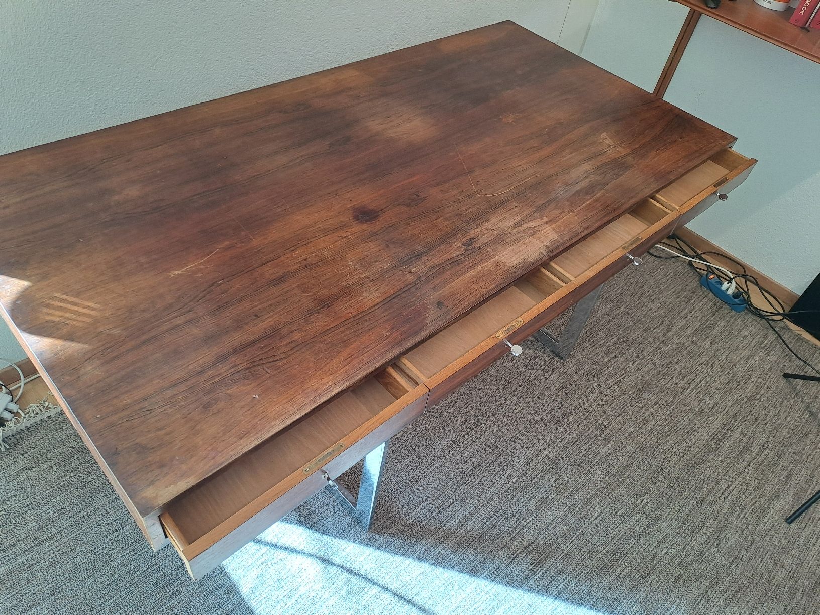 A restaurer rare bureau design Bodil Kjaer en palissandre (Défectueux ...