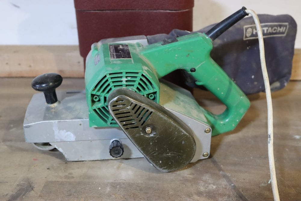 Bandschleifmaschine Hitachi Bandschleifer SB-110 (Gebraucht) in Stans ...