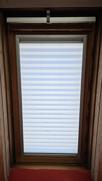 Faltrollo Velux GGL 6 Creme lichtdurchlässig (Gebraucht) in ...