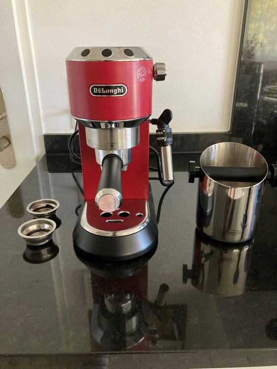 De Longhi EC685.R Dedica red | Kaufen auf Ricardo