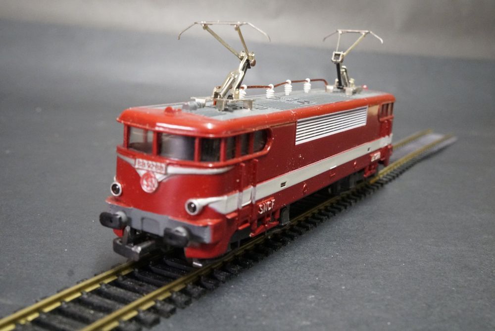 Neue Jouef E-lok SNCF BB 9288 "Le Capitol" H0 DC in OVP (Neu und originalverpackt) in Kerns für ...