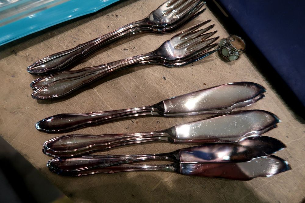 Homag 90er Silber Fisch 6Gabeln 6Messer (Gebraucht) in Oberdorf BL für ...