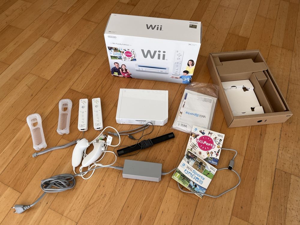 Wii Family Edition - neuwertig - (Neu (gemäss Beschreibung)) in ...