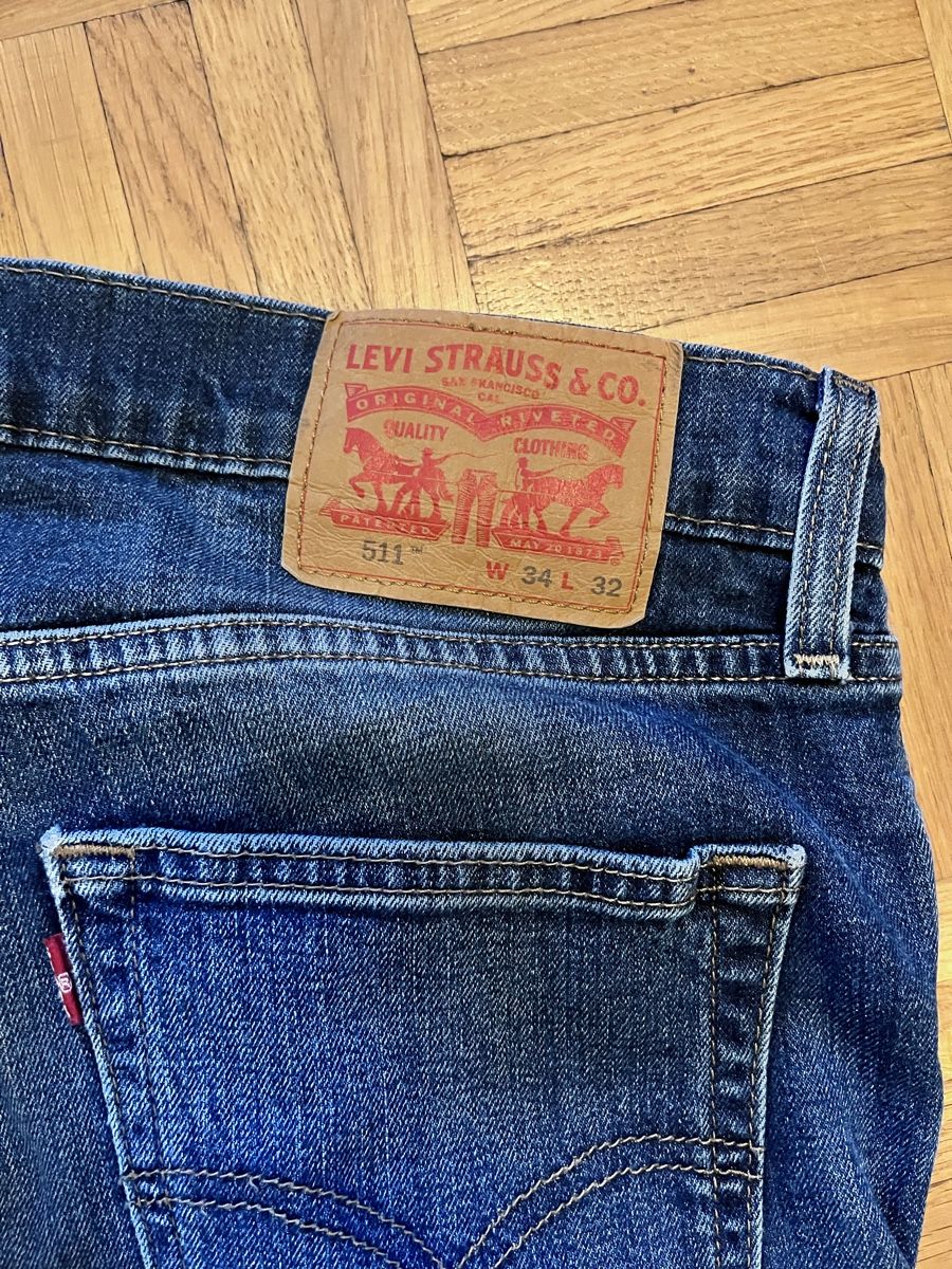 Lévis w34 L32 jeans patchs nuages (Neuf (Voir description)) à Genève ...