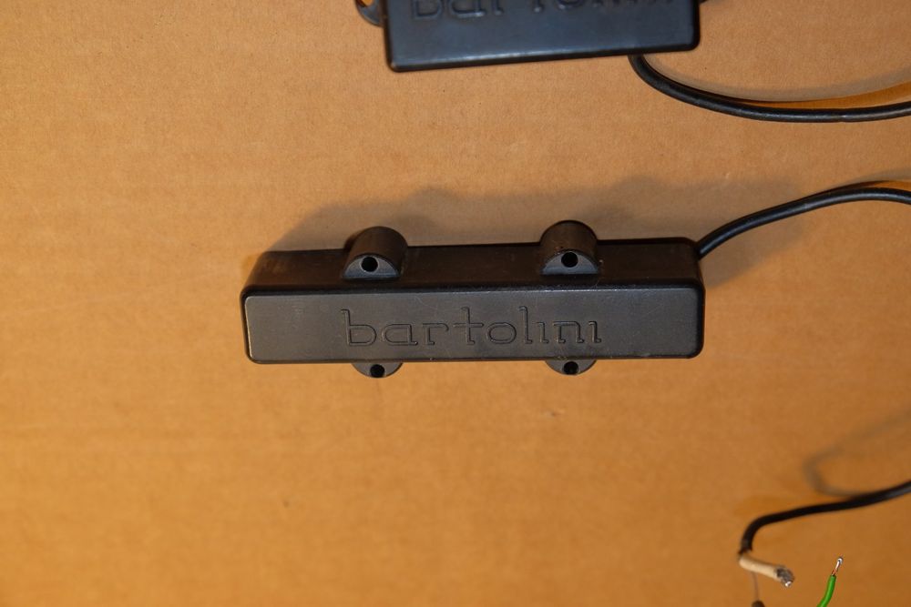 Bartolini PJ 5 String Bass Pickup Set (Gebraucht) in Basel für CHF 111 – mit Lieferung auf ...