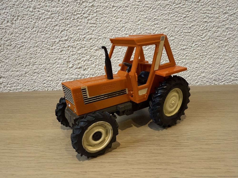 FIAT 880 DT Modell von Britains (Gebraucht) in Reisiswil für CHF 25 ...