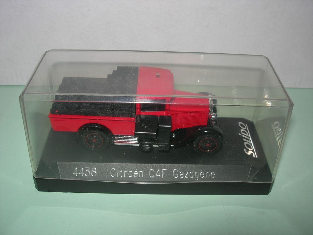 Citroën C4F Gazogène 1930 ° Solido 1:43 | Kaufen auf Ricardo
