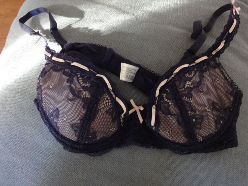 BH, 70A, dunkelviolette Spitze | Kaufen auf Ricardo