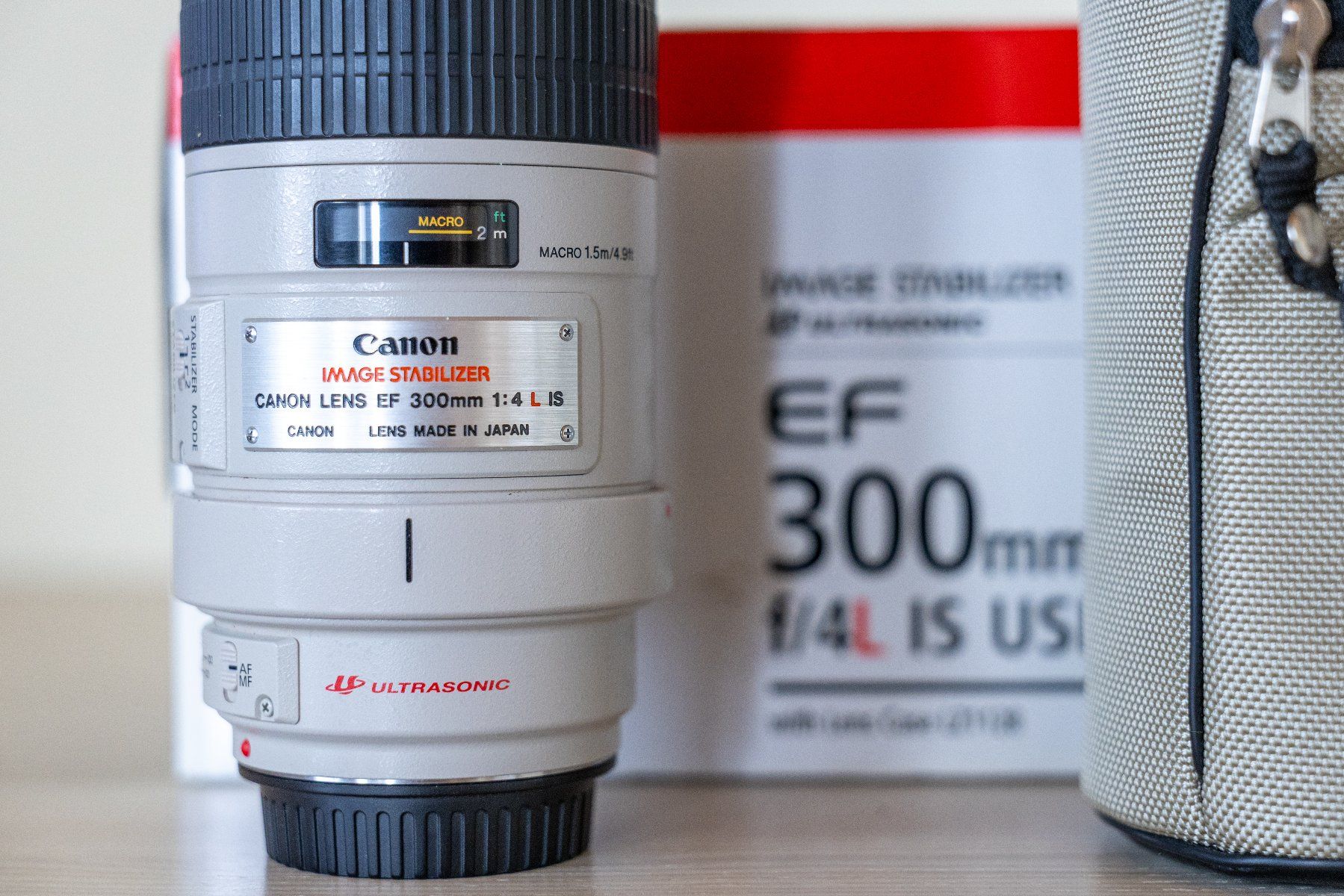 Canon EF 300mm f/4 IS USM (Gebraucht) in Russikon für CHF 780 – mit ...