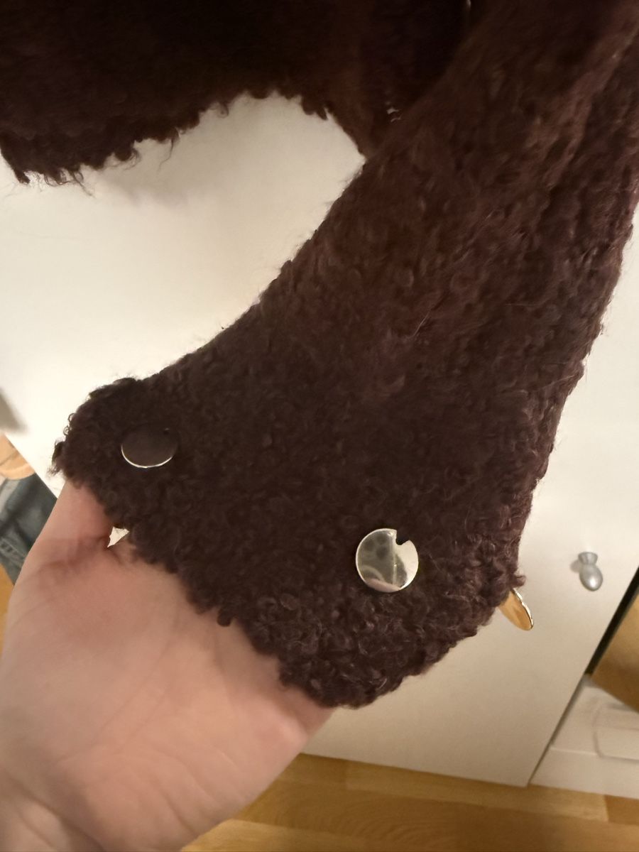 Namacheko Hairy / Fuzzy / Boucle Pullover mit Nahtdetails (Neuf (Voir ...