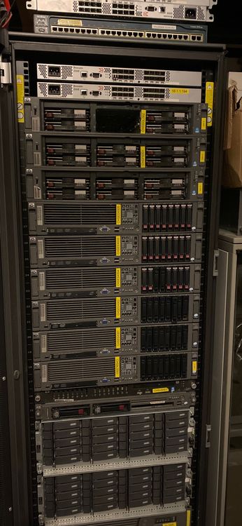 HP-Server mit USV (Gebraucht) in Burg AG für CHF 350 – nur Abholung auf ...