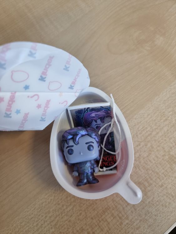 Funko Kinder Joy - Stranger Things - Steve Upside Down (Gebraucht) in ...