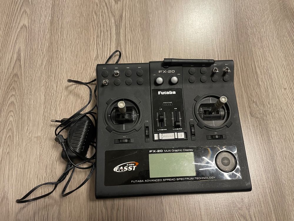Futaba Fx 20 (Gebraucht) in Bösingen für CHF 99 – mit Lieferung auf Ricardo kaufen