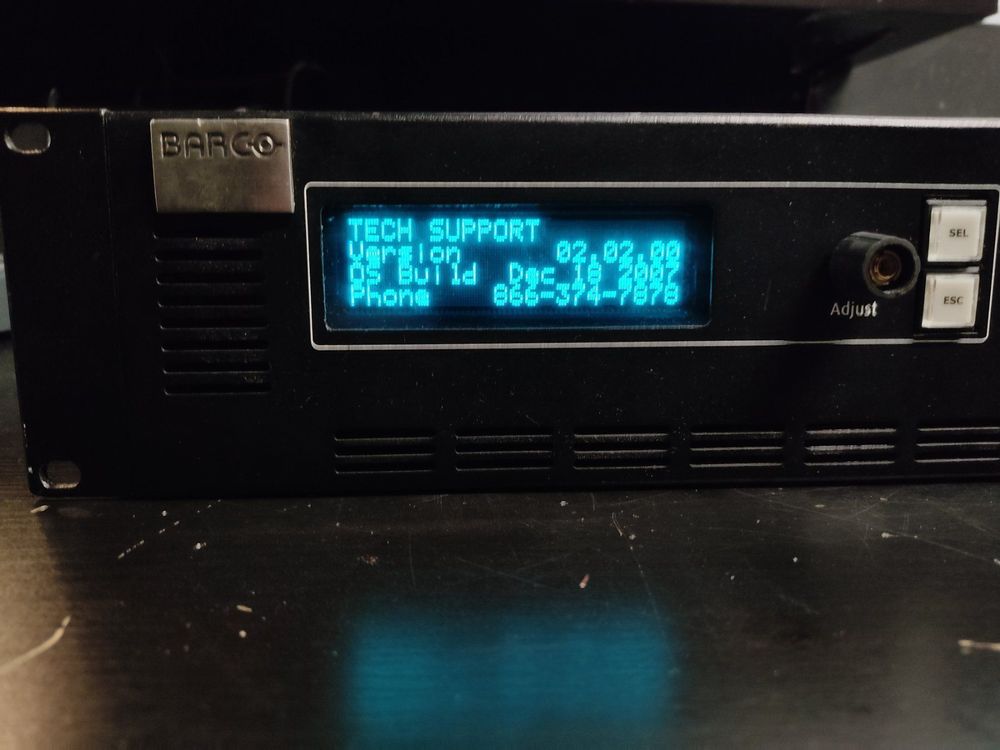 Barco Video Switcher DCS-100 MADE IN USA (Gebraucht) in Egolzwil für ...