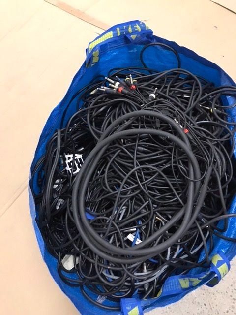 Ikea-Sack voller Kabel (Gebraucht) in Wabern für CHF 32 – mit Lieferung ...