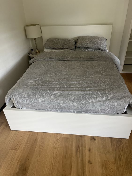 Small Queen Bed, with storage (Gebraucht) in Zürich für CHF 100 – nur ...
